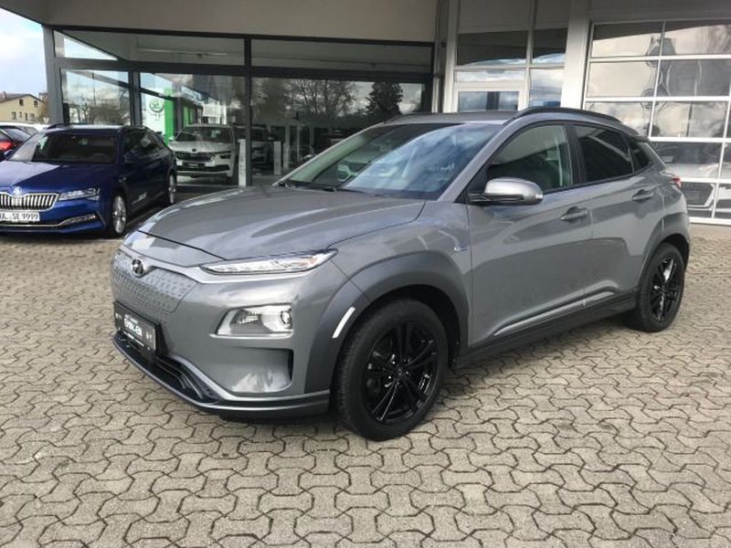 Hyundai KONA Style Elektro 2WD, neuer Akku, AHK, ... gebraucht kaufen ...